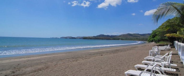 16 Best Swimming Beaches in Costa Rica.